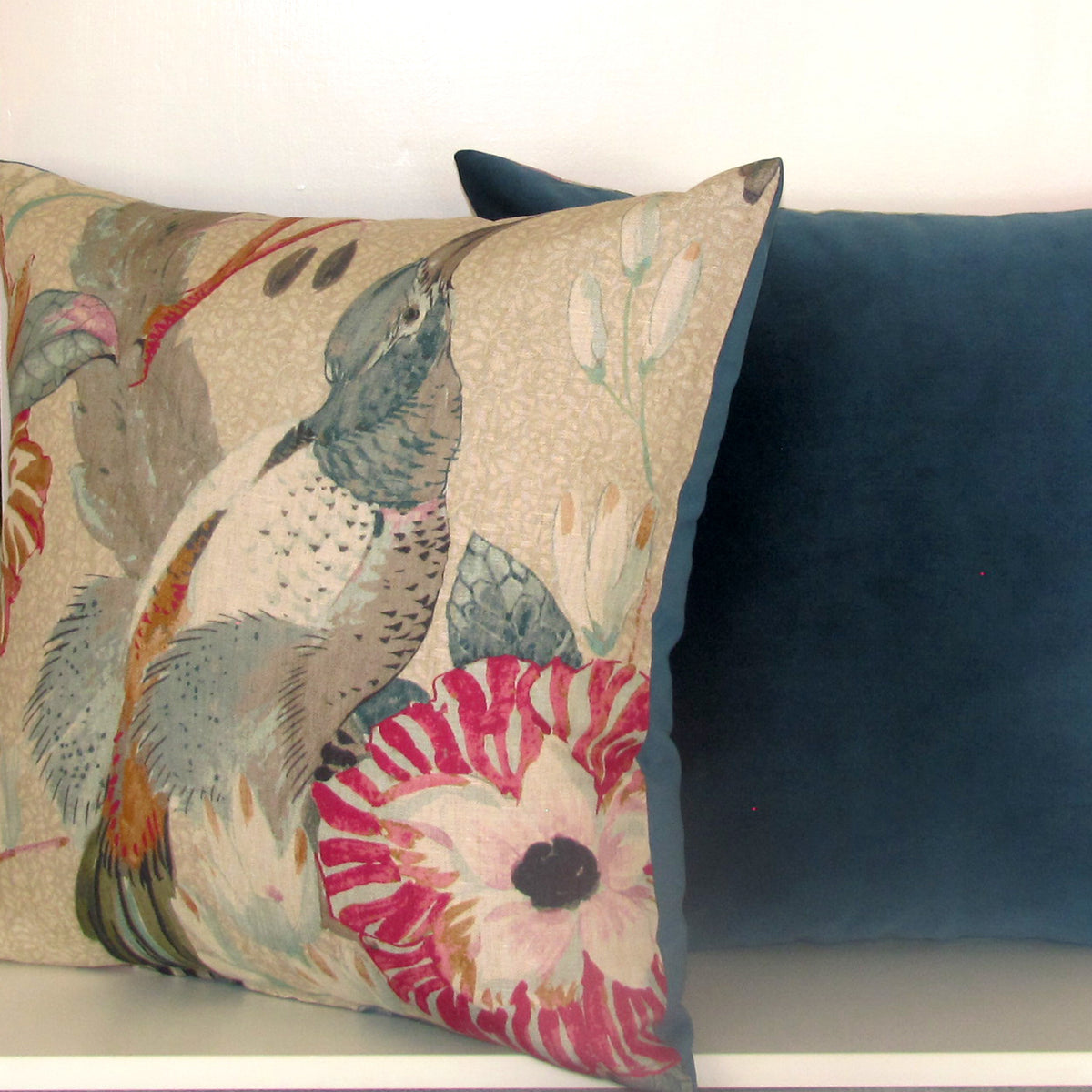 Conservatory bird cushion cover, velvet reverse – Little Wing